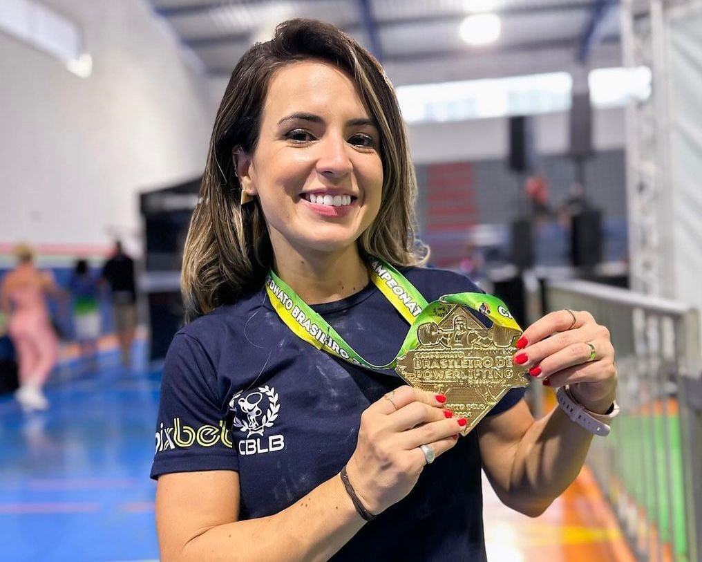 4ª melhor atleta de Powerlifting Equipado do mundo, paraibana Mayara Rocha disputará o Sul ...