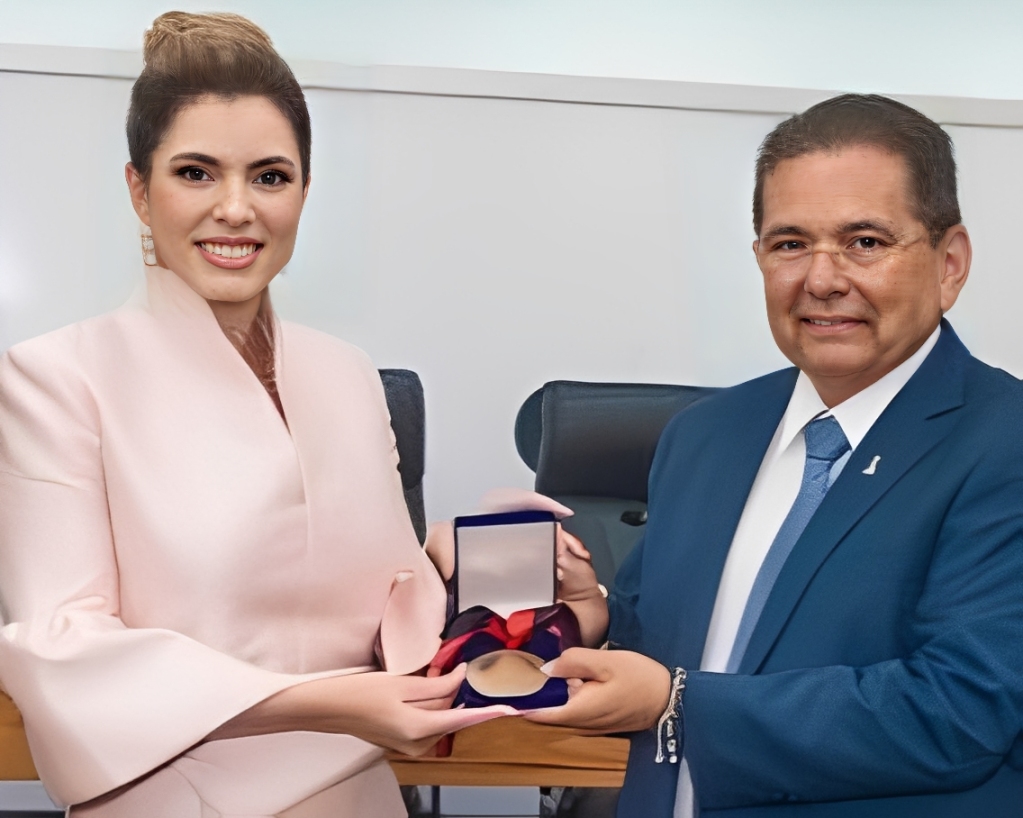 Assembleia Legislativa homenageia juíza Carmen Hellen Agra de Brito, Titular da Vara Única da ...